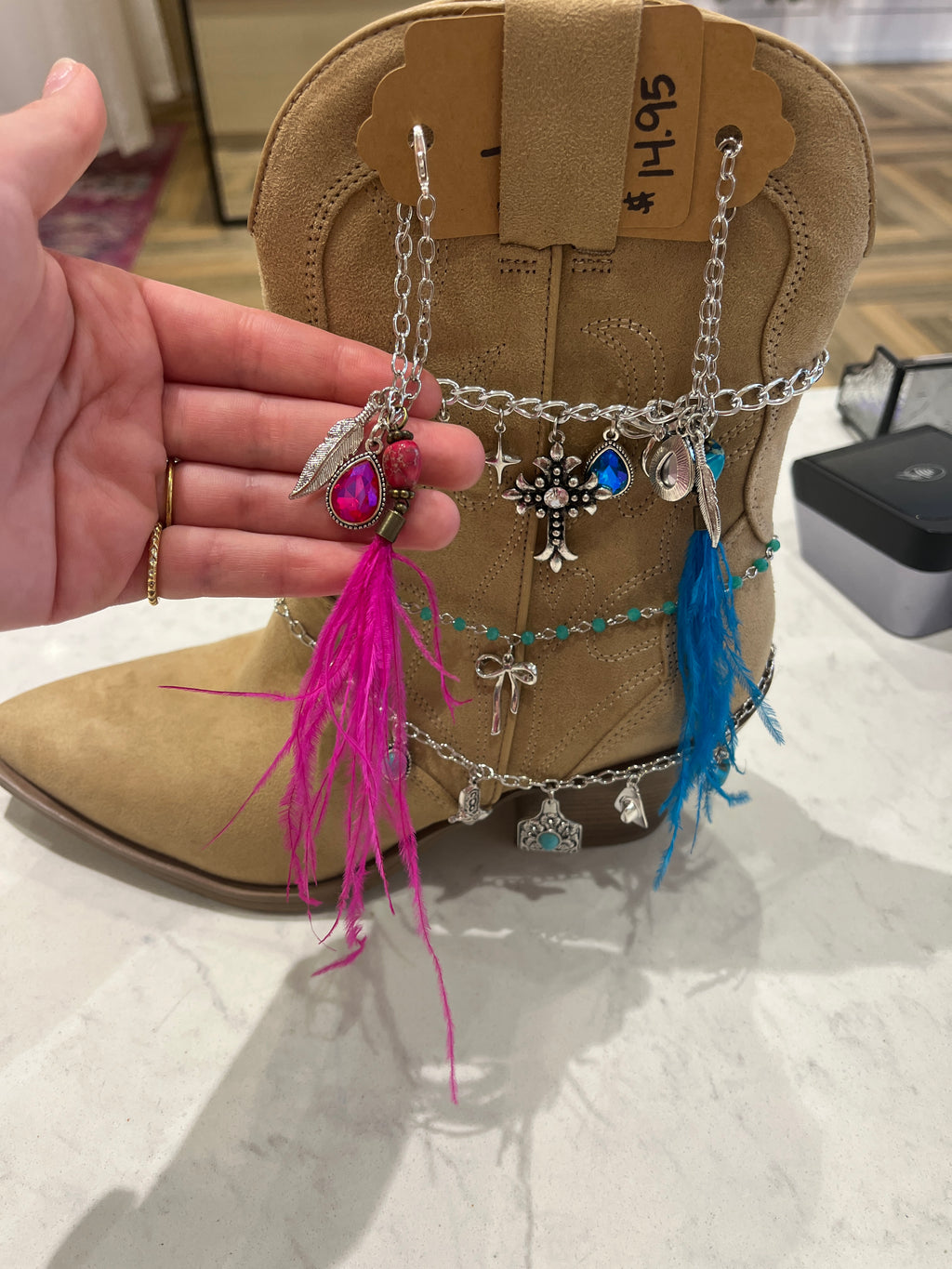 Boot Charm Pink Feather With Silver Chain – Ria Bleu
